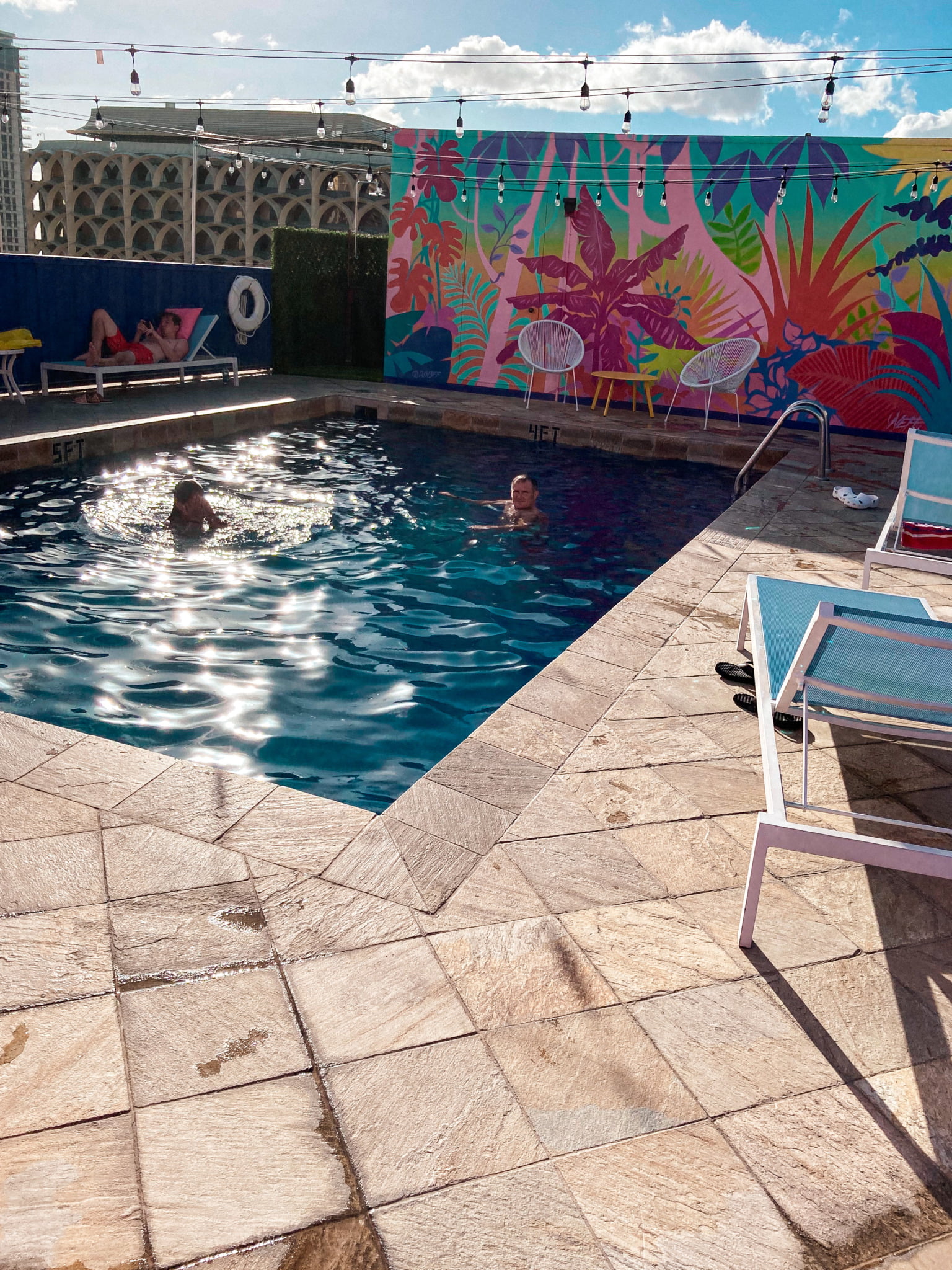 Shoreline Waikiki Hotel: What to expect at this colorful boutique stay